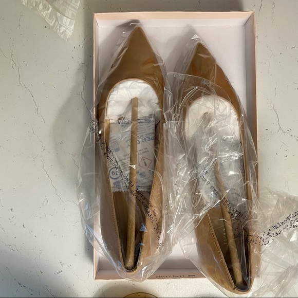 Ivanka Trump | Shoes | Nwt Ivanka Trump Athena Dress Pump Beige 65 ...